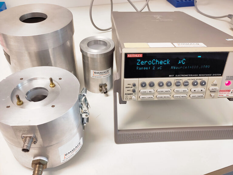 Electrostatic Characterization with Faraday Box - Emmace